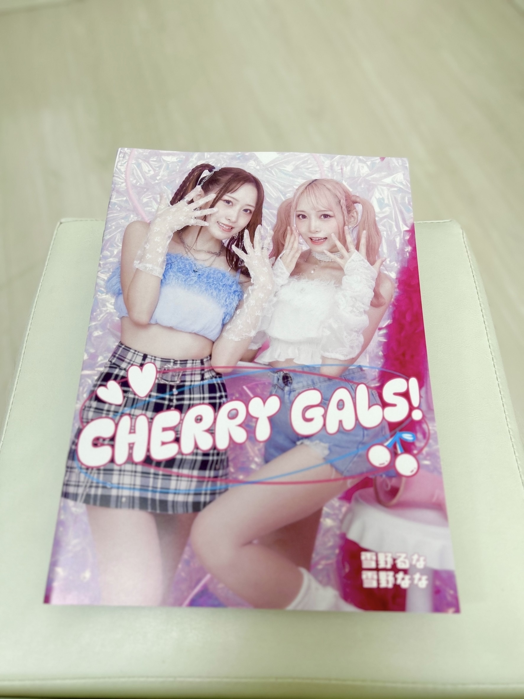 「CHERRY GALS!」紙媒体写真集 - 雪野ななるな通販 - BOOTH