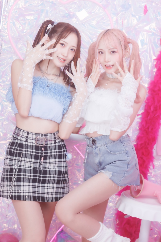 「CHERRY GALS!」紙媒体写真集 - 雪野ななるな通販 - BOOTH