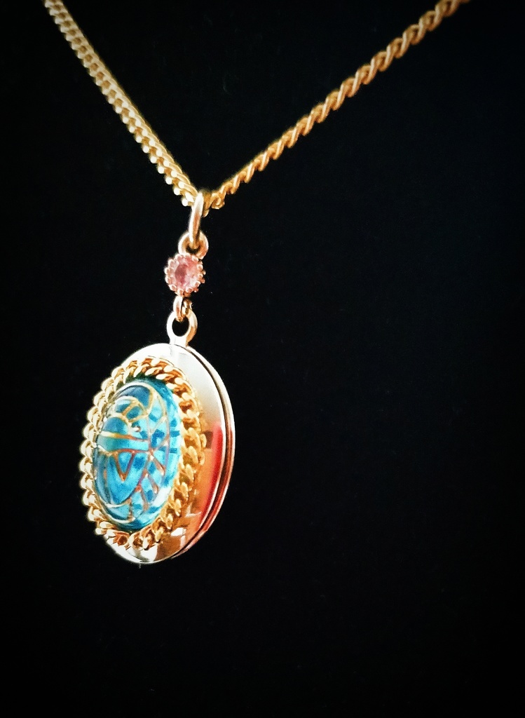 スカラベが守る 静謐なる秘密の小部屋 - dragon's drop - BOOTH