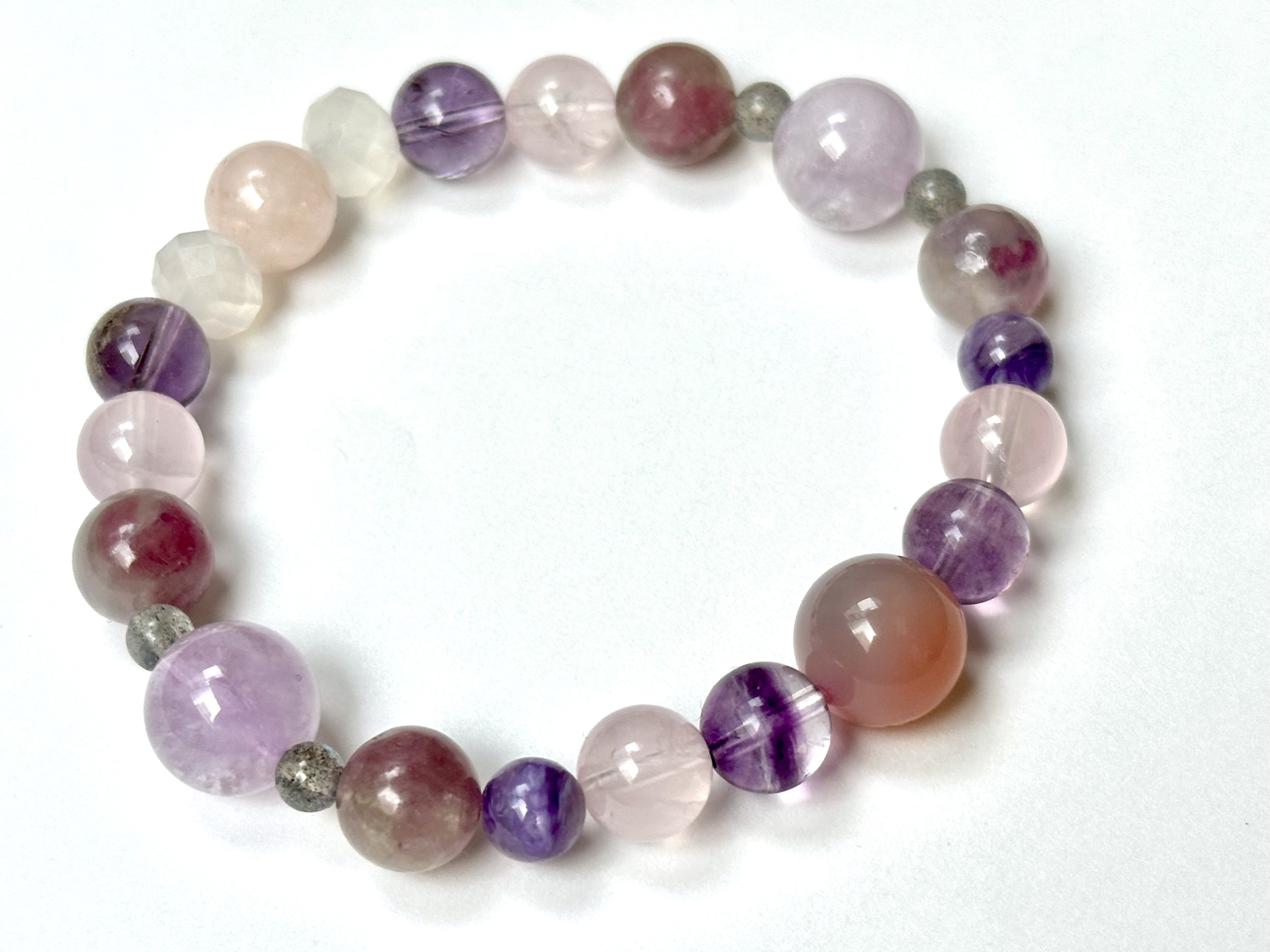 紫陽花－淡雨のこころ－ 」 ソルトソースアゲート フローライト ローズクォーツ エンジェルシリカ アメジスト etc/ 天然石ブレスレット ...