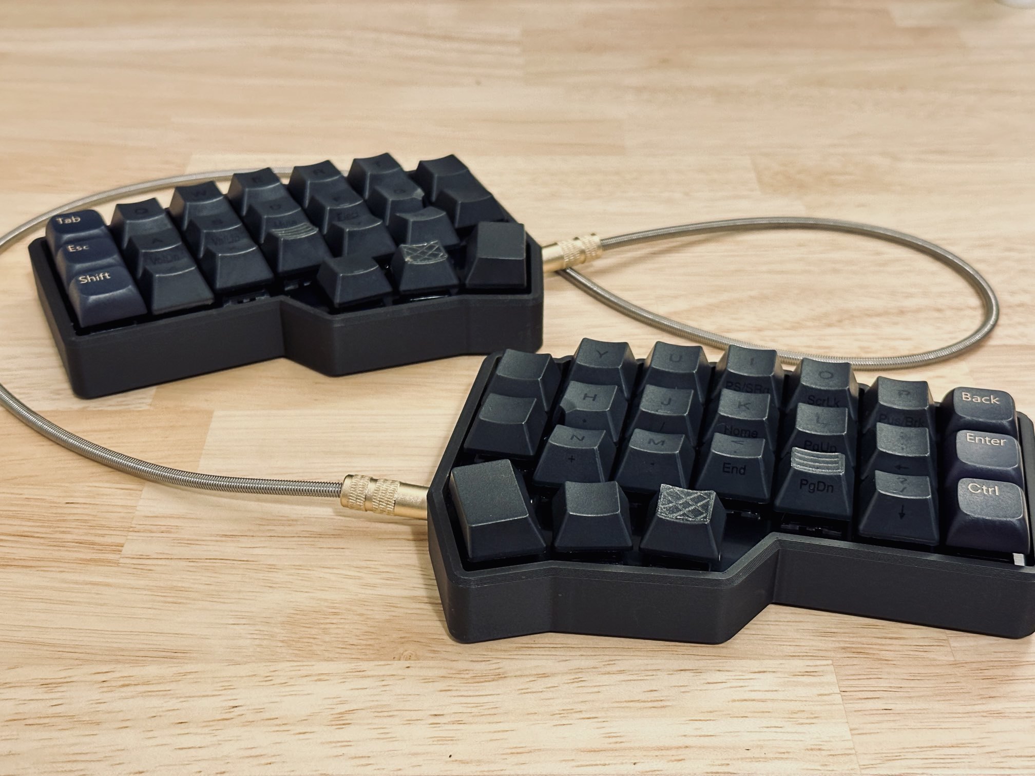 Corne Cherry V4 Case - Training&KBD - BOOTH