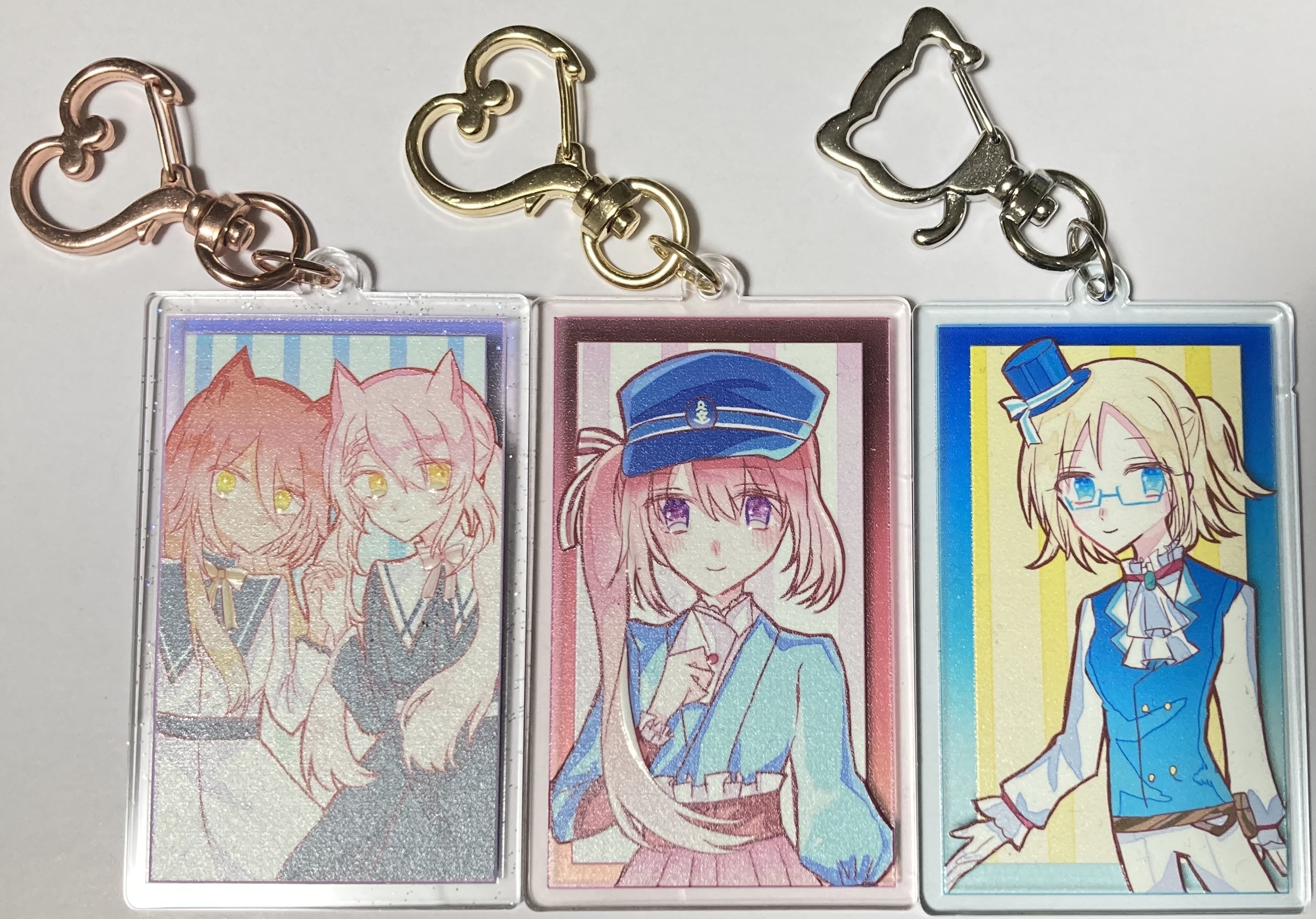 【C101新グッズ】ナナシイラスト アクリルキーホルダー - 紅色アメジスト - BOOTH