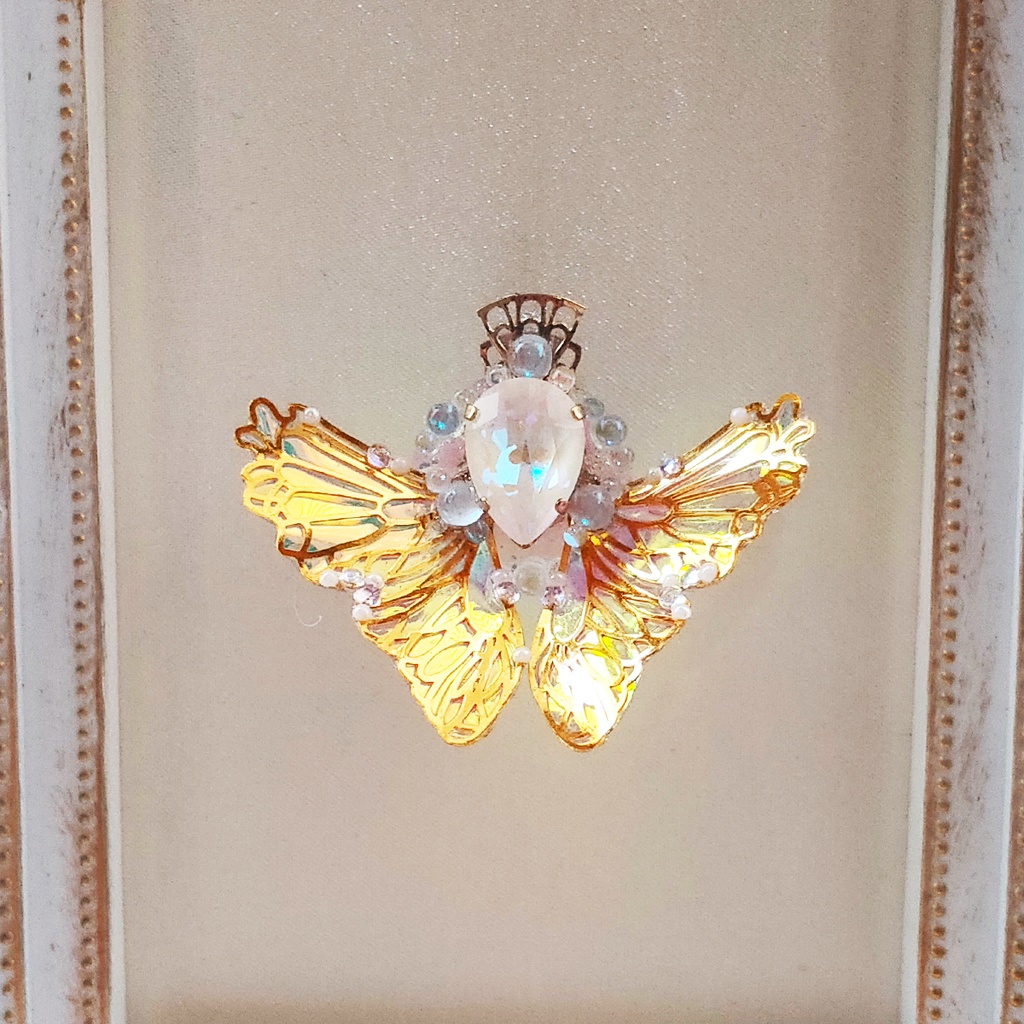 -幻想羽- 角度で色が変わる不思議なブローチ『オーロラリウム -Aurorarium-』 - ao193 - BOOTH