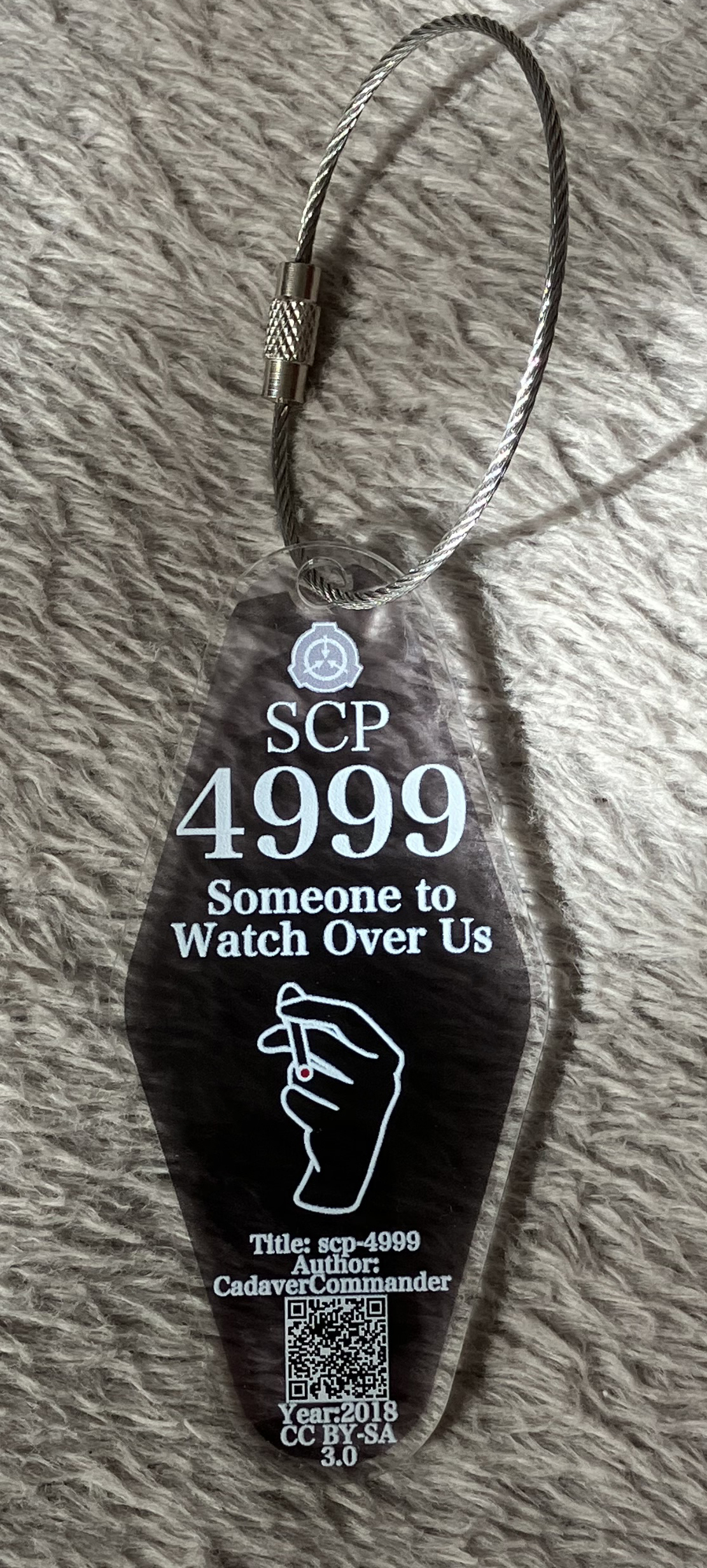 SCP-4999 - 私たちを見守るものモーテルキー - 平臥小屋 - BOOTH