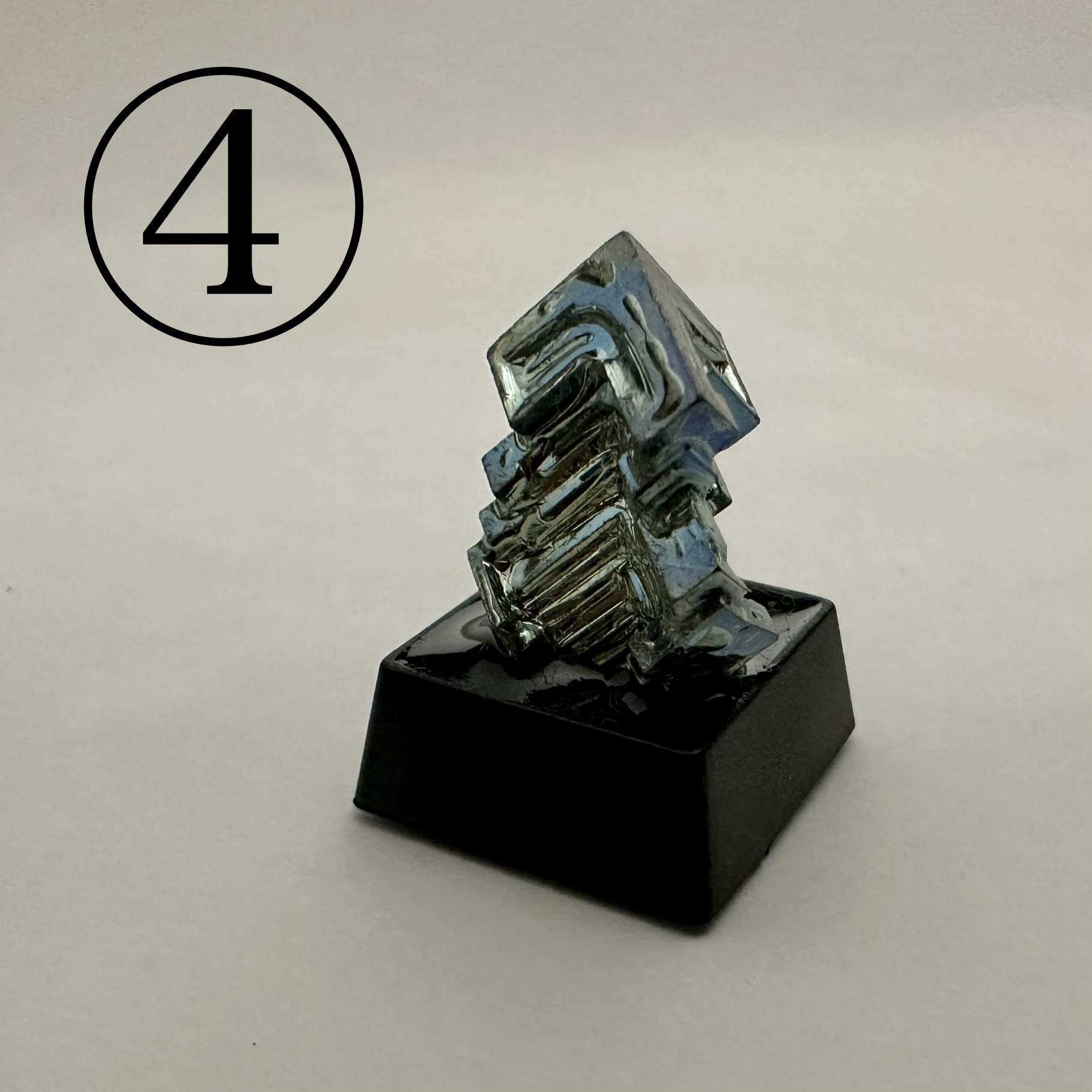 ビスマス鉱石キーキャップ - noriのおみせ - BOOTH