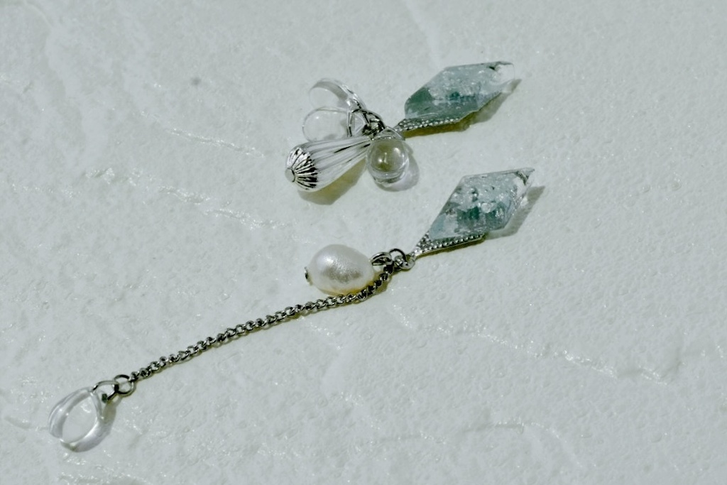 【ツイステ】鱗とパールのピアス - Nina - BOOTH