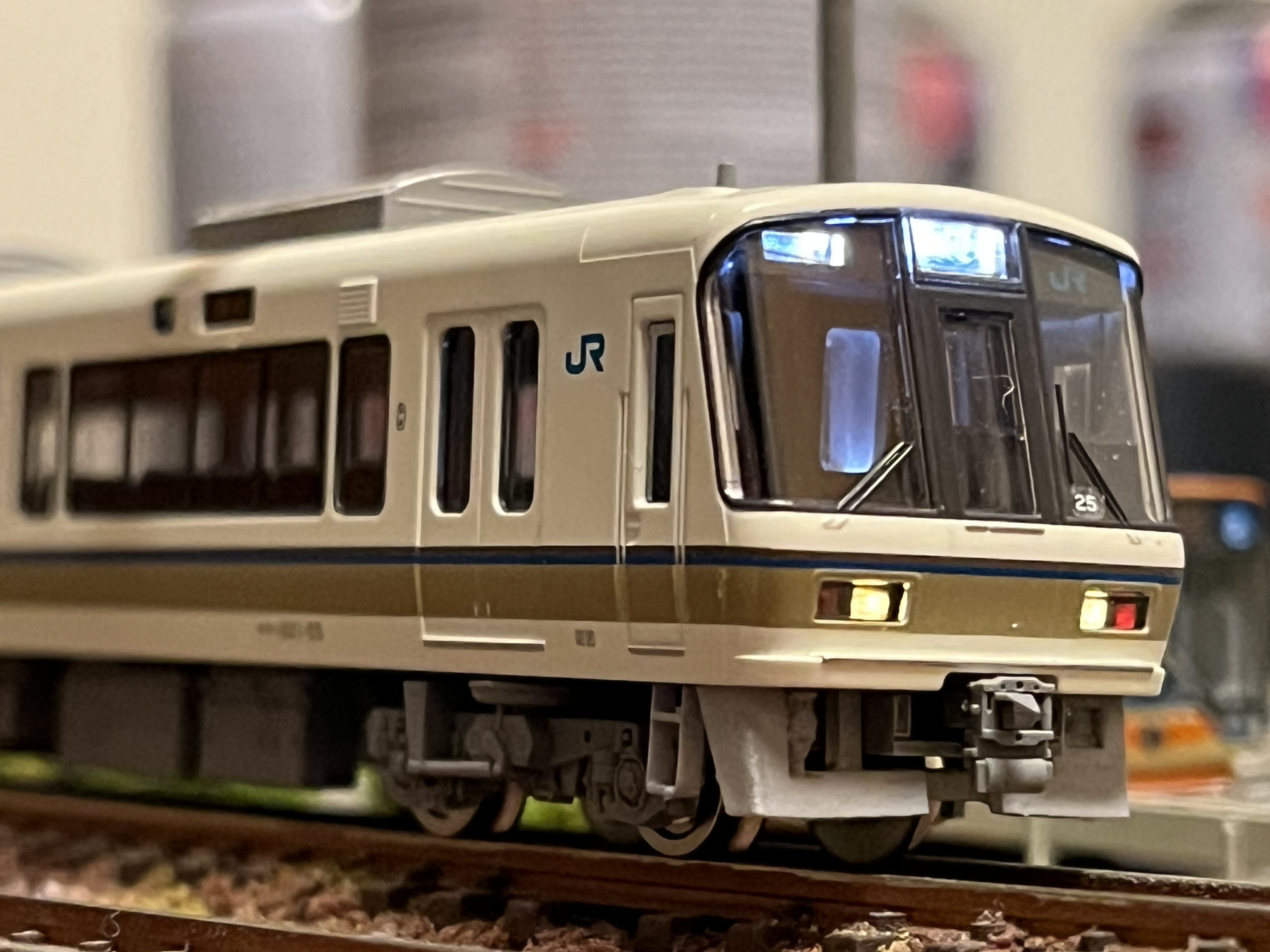 1030A 221系スカート（登場時仕様・TOMIX車用） - 愛岐車両センター - BOOTH