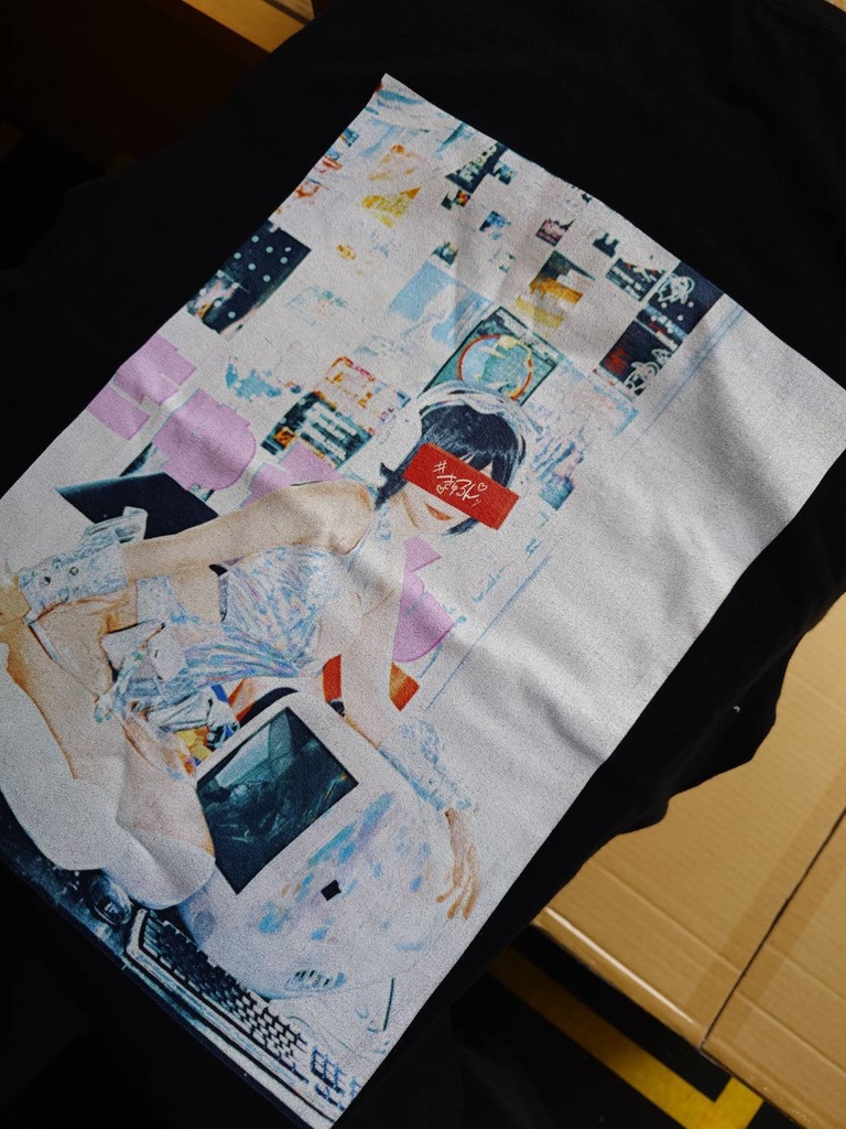 【C106新作】きゅるんTシャツ - 伊織もえ - BOOTH