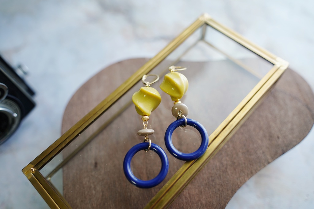 モード系な耳飾り - No.9 = BOOTH支店 = - BOOTH