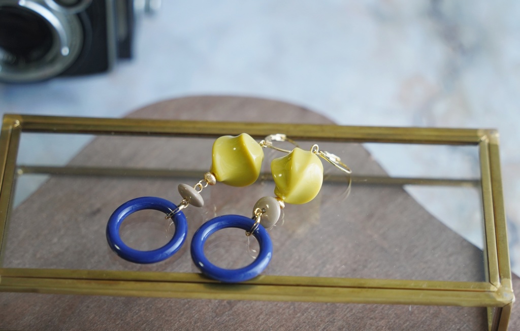 モード系な耳飾り - No.9 = BOOTH支店 = - BOOTH