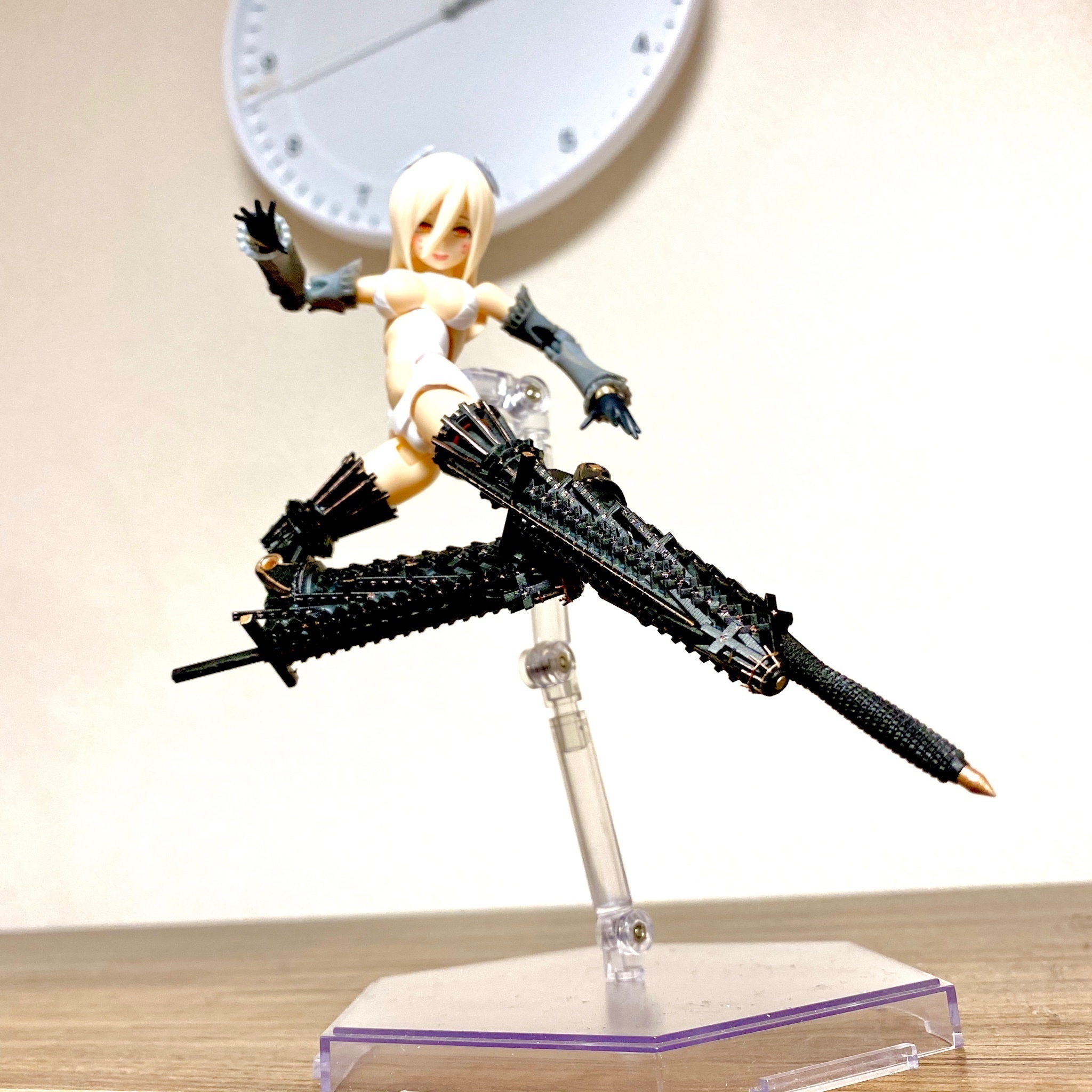 執行用特型模造聖釘脚 }{-elena - 鶴居技研 - BOOTH