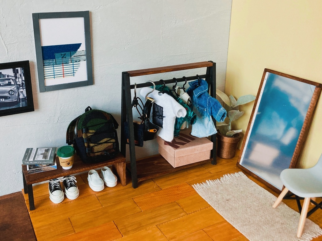 ミニチュア家具：ハンガーラック - 手しごと屋 sa-chan - BOOTH