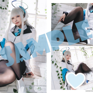 【C106】[DLカード] ブルアカ 杏山カズサ コスプレ「 me please, Sensei」 - Maou マオウもも - BOOTH