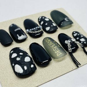 D4/谷ケ崎SS衣装イメージネイル - comodo nail - BOOTH