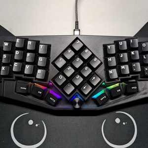 Maglit40 - Cerbekos-keyboard - BOOTH