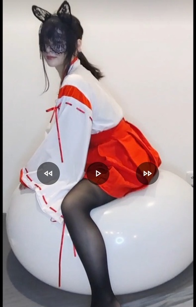 巫女服で風船遊び - MIYAちゃんのショップ - BOOTH