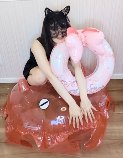 空ビの上でお気に入りの浮き輪を愛する動画 - MIYAのショップ - BOOTH