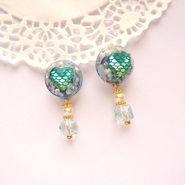 双子 イヤリング - azalea - BOOTH