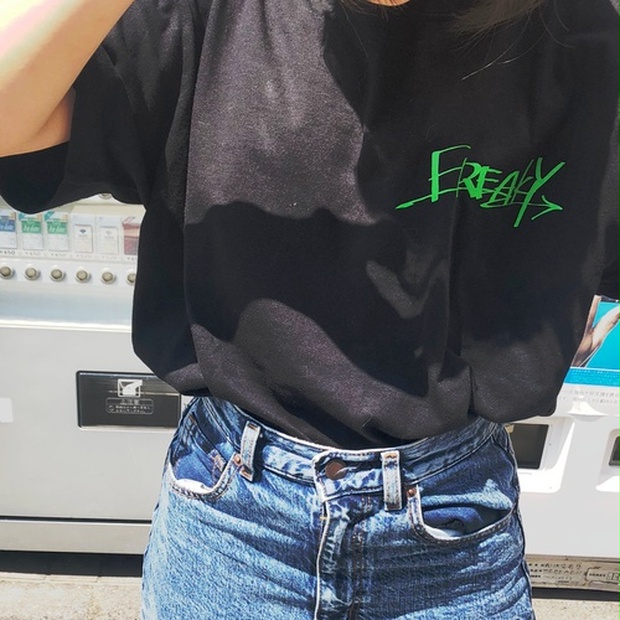 FREAKY S/S TEE BLACK - 7105 ONLINE STORE IN BOOTH - BOOTH
