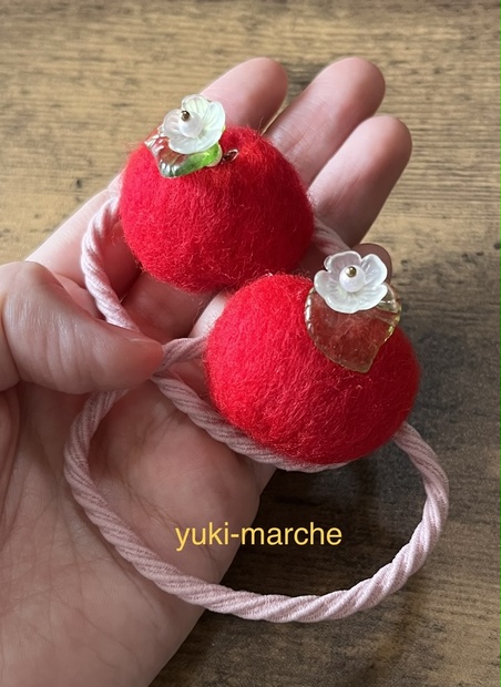 りんごのヘアゴム - yuki-marche - BOOTH