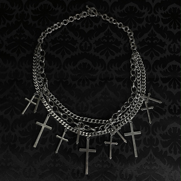 CEMETERY NECKLACE 2018 - ANGELING - BOOTH