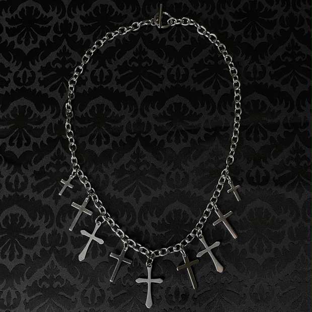 CEMETERY NECKLACE 2025 - ANGELING - BOOTH