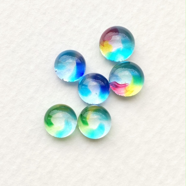 ドーナツ模様のガラスナギットピアス 1ペア - ap - BOOTH