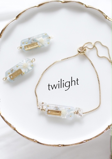 twilight - ウェンズデー - BOOTH