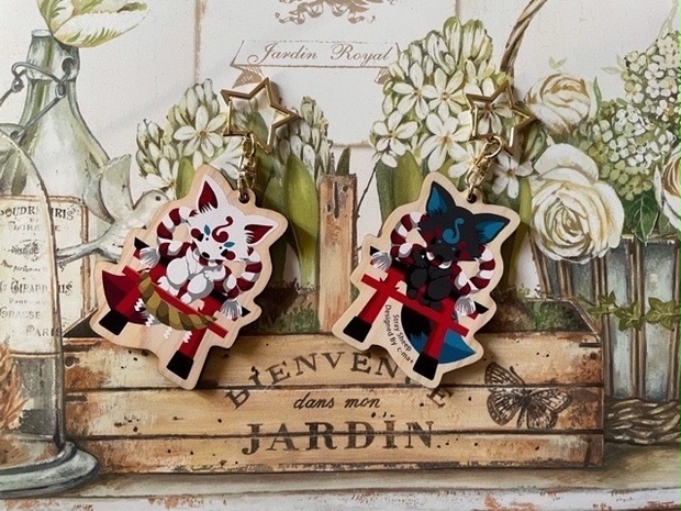 妖狐と鳥居の両面ウッドキーホルダー - c-ma+ - BOOTH