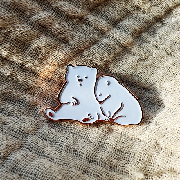 ペアシロクマピンズ - Bitte Mitte - BOOTH