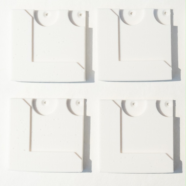 クリアファイル・写真展示用画鋲フレーム - studio-melon - BOOTH