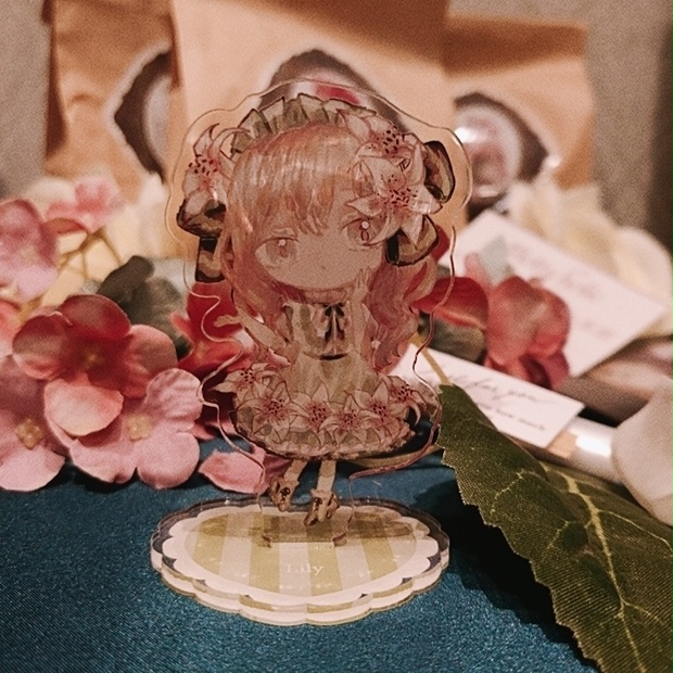 ミニキャラアクリルスタンド(リリィ) - 幻想喫茶 Melty Holic 別館 - BOOTH