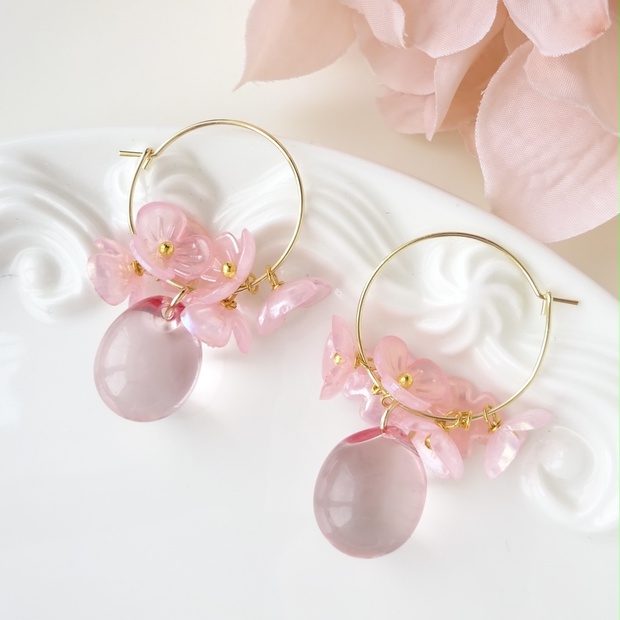 雨粒フープフラワー・桜色（イヤリング変更不可） - Rose Rain - BOOTH