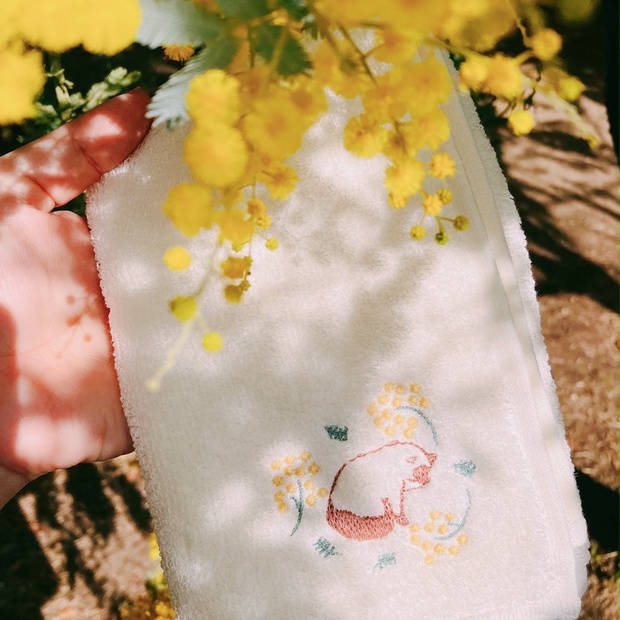 𝘩𝑎𝑛𝑑 𝑡𝑜𝑤𝑒𝑙 -𝑚𝑖𝑚𝑜𝑠𝑎&𝑐𝑎𝑡- - 𝑢𝑛𝑒 𝑓𝑙𝑒𝑢𝑟 - BOOTH