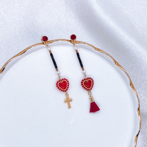 Rouge&Ruby / Adam イメージピアス - 養蜂箱 - BOOTH