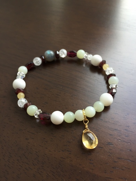 【天然石】小狐丸イメージブレスレット - Sheena - BOOTH