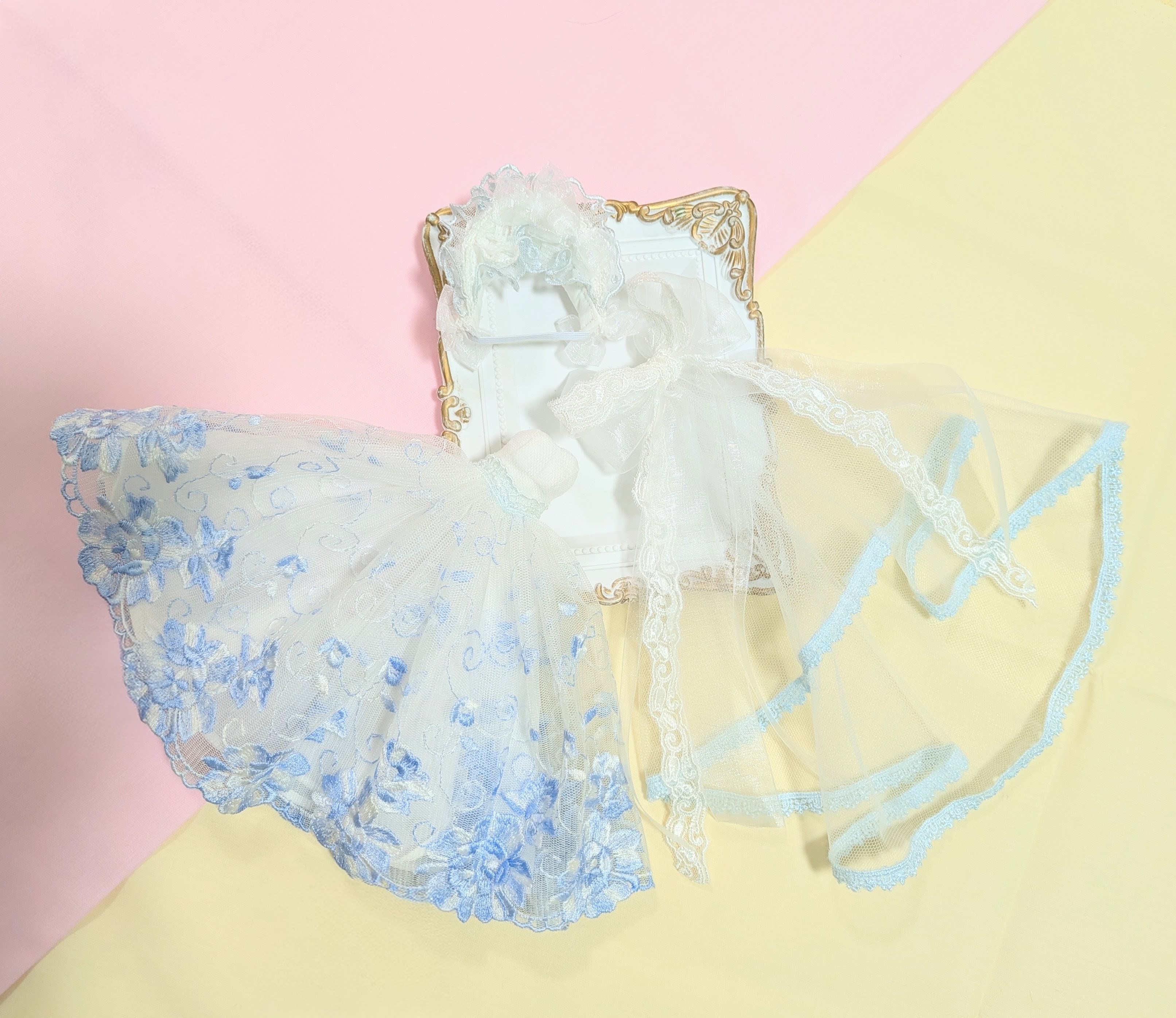 中胸ちゃんのレースドレス - 桜桃のれもん - BOOTH