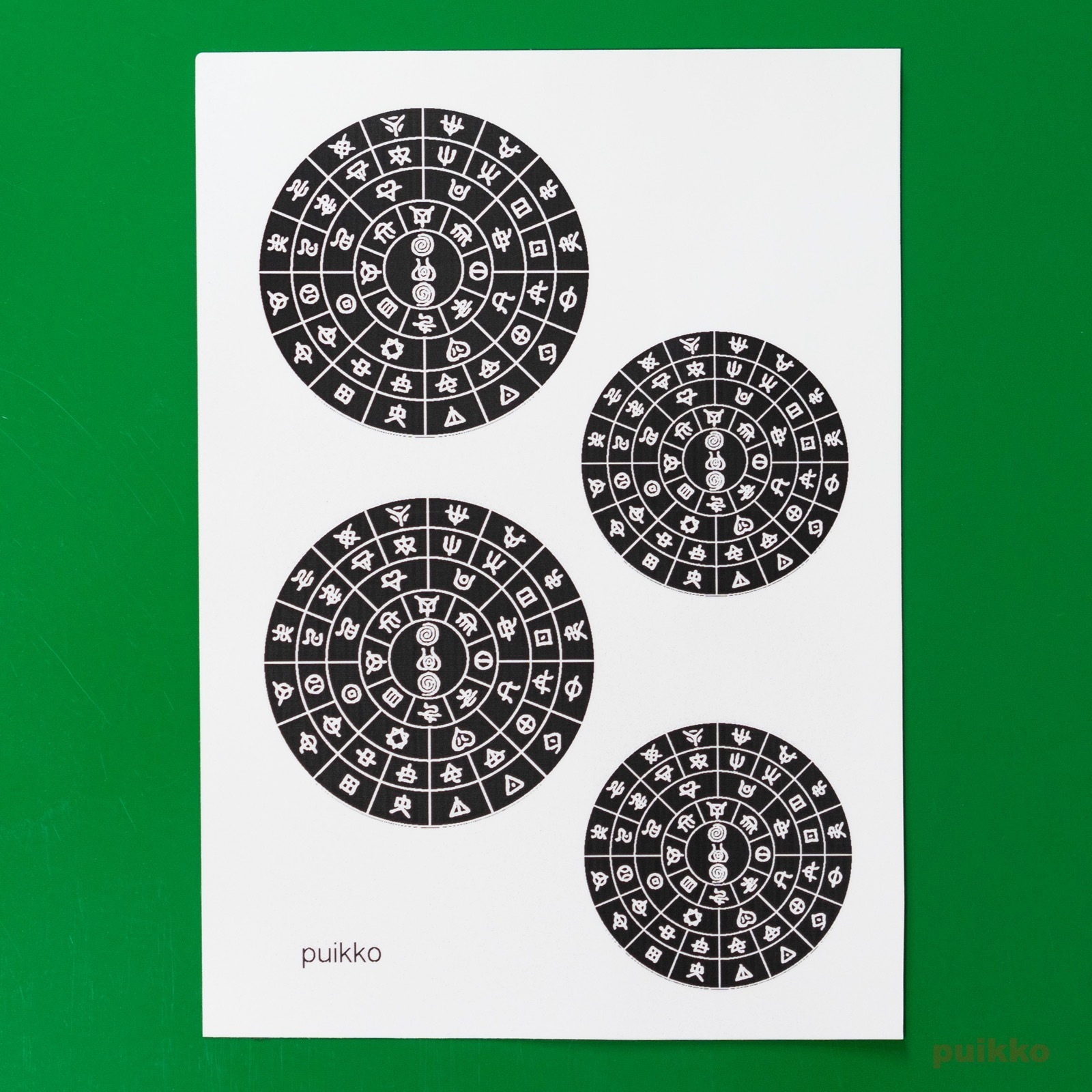 シール フトマニ図・ヲシテ 白抜き（A6判） - puikko - BOOTH