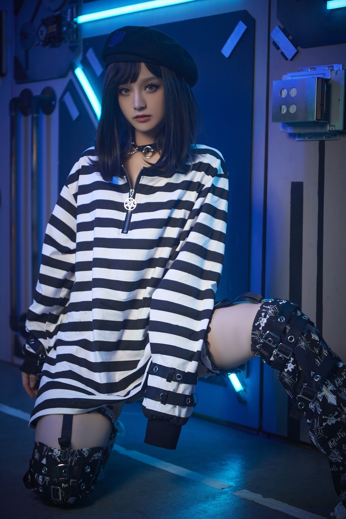 Jillpunkオリジナル パンクロック Y2K エモい ボーダー柄 着回し利く ヘンリーネック Tシャツ 五芒星チャームチャック付き 長袖ゆったり カットソー メンズ レディー 兄系V系 ...