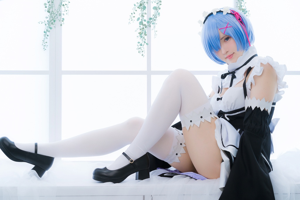 【C95新刊】戦うメイドの休日【DL版、ROM版あり】 - 赤木クロ通販 - BOOTH