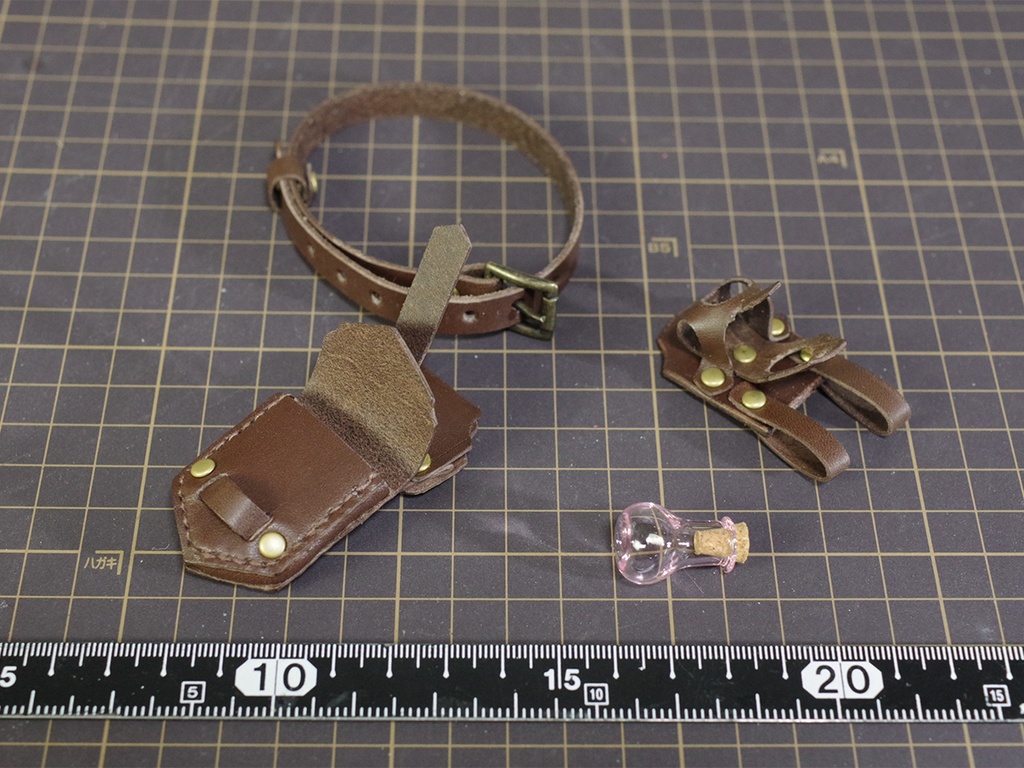 1/3ドール用冒険者腰装備セットC - 工房sinq - BOOTH