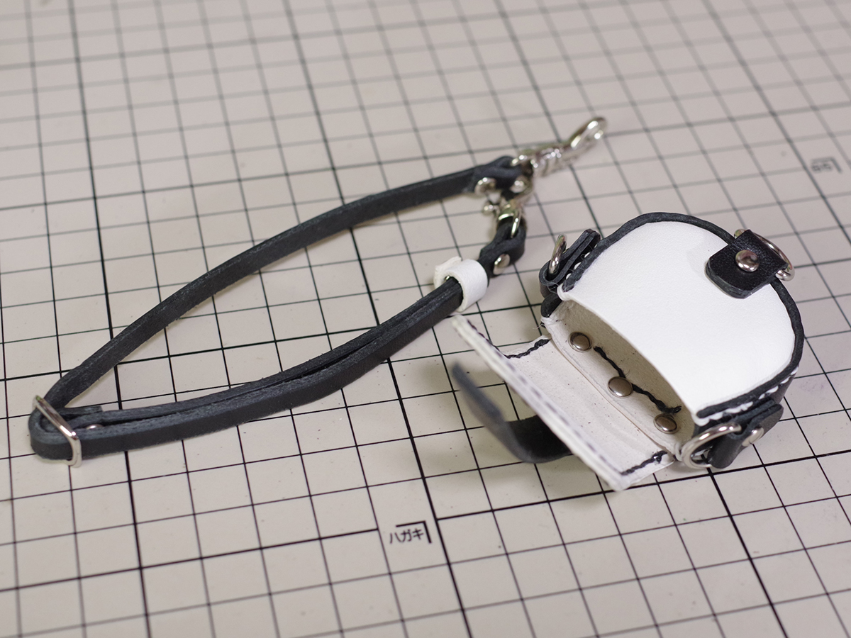 1/3ドール用ショルダーバッグ（ホワイト・ブラック） - 工房sinq - BOOTH