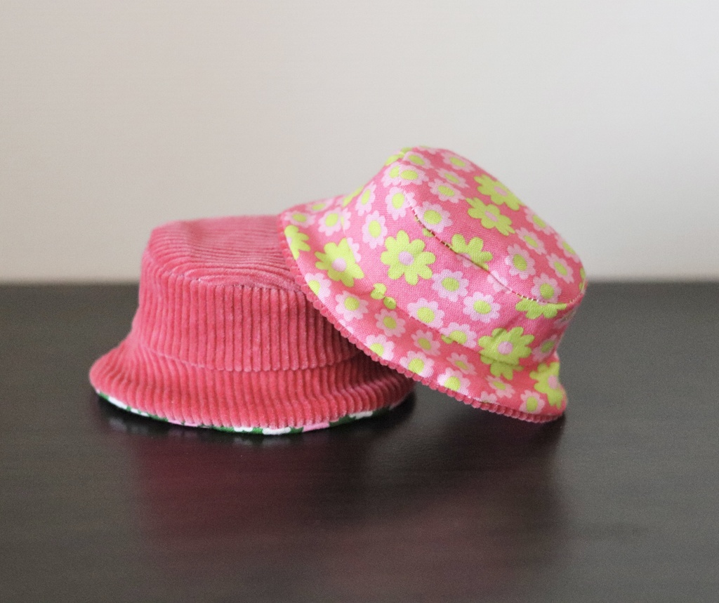 ピンクコーデュロイハット(レトロ花柄) - waca_Boo - BOOTH