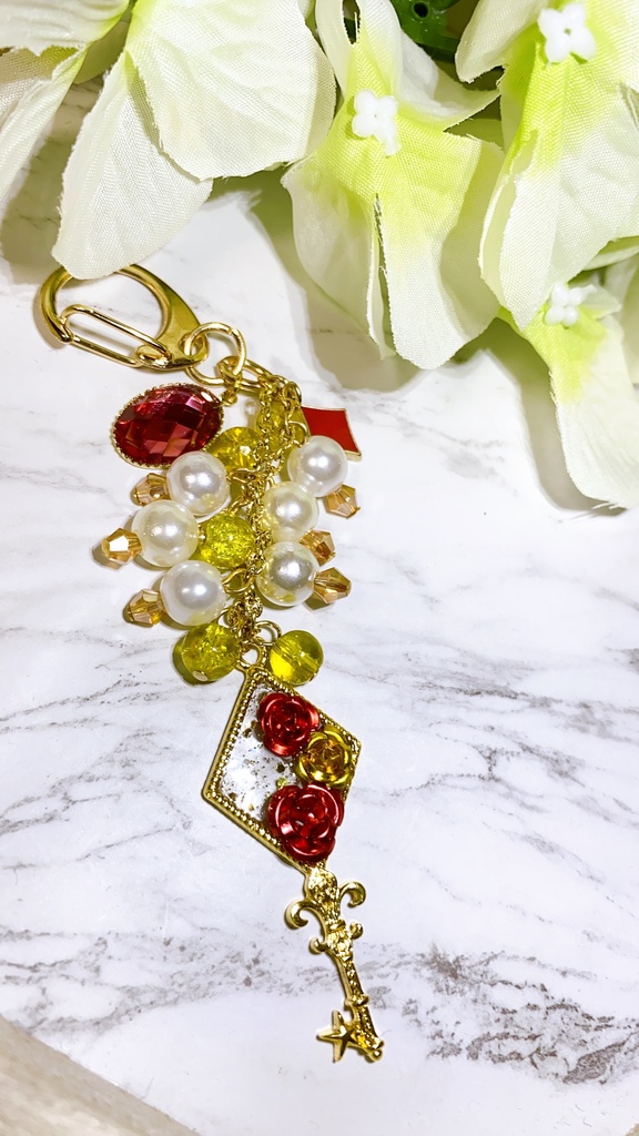 ハーツラヴュル寮 キャラモチーフバックチャーム - Mag.D - BOOTH