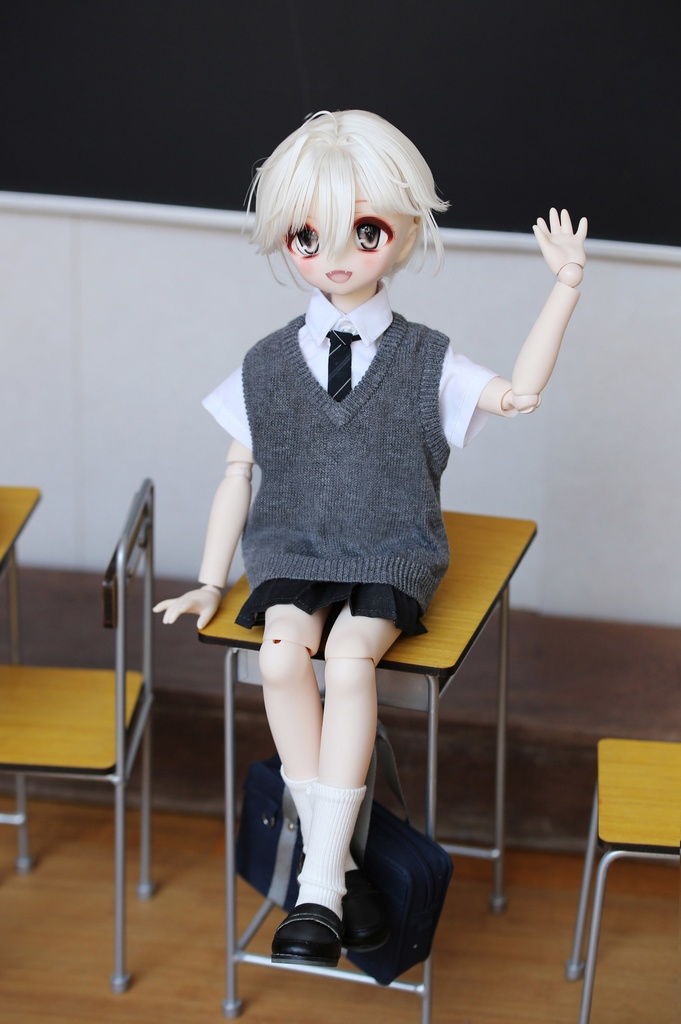 【定番品】スクールベスト （MDD、SDM サイズ） - zk57。 - BOOTH