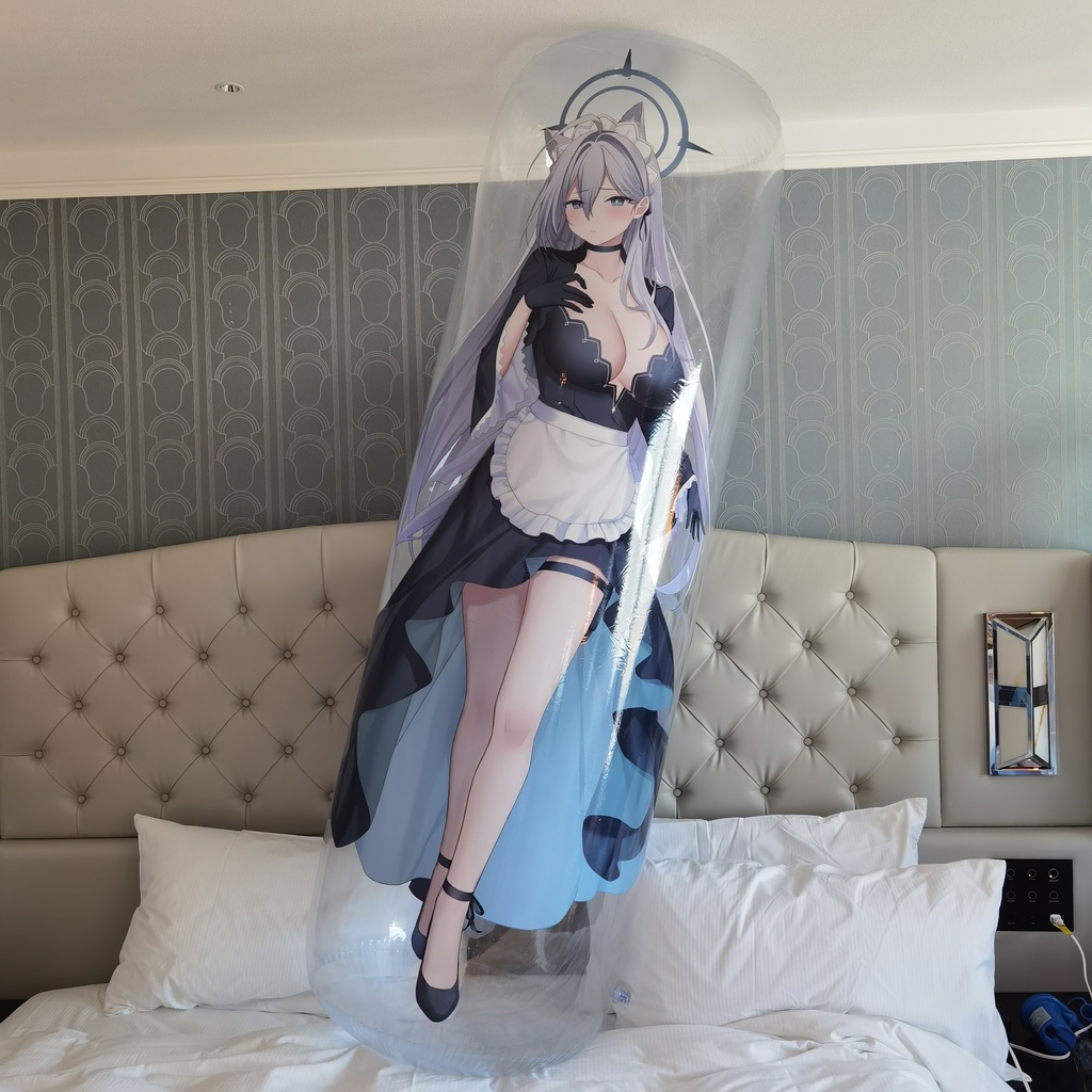 メイドなシロコ 空ビ Maid style shiroko inflatable - yuki-teku balloon - BOOTH