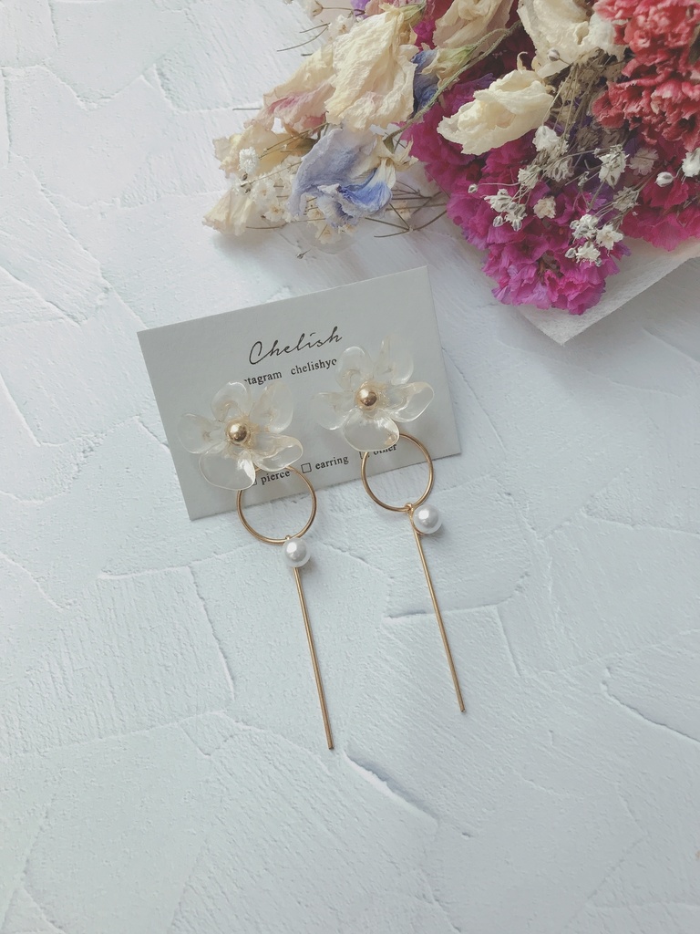 クリアフラワーのロングピアス - corisu - BOOTH