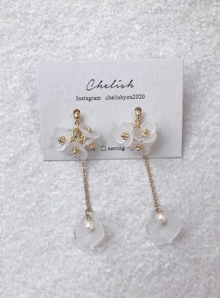 はなびらのアクセサリー - corisu - BOOTH