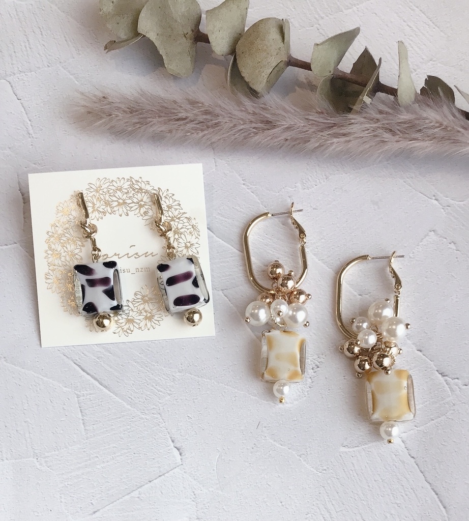 ダルメシアンビーズのピアス - corisu - BOOTH