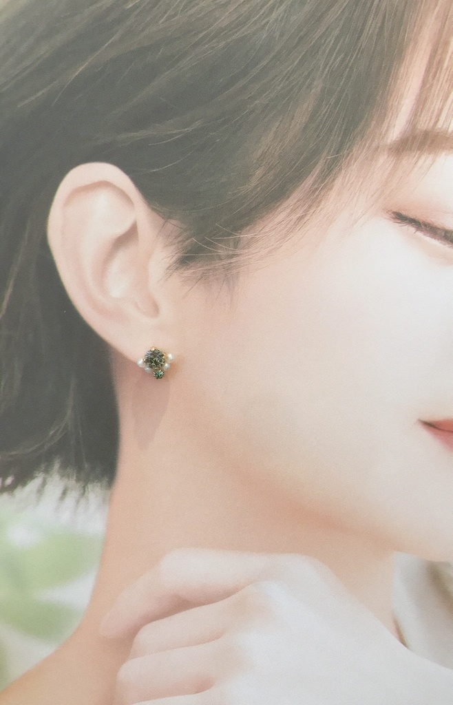 ngisイメージピアス - corisu - BOOTH